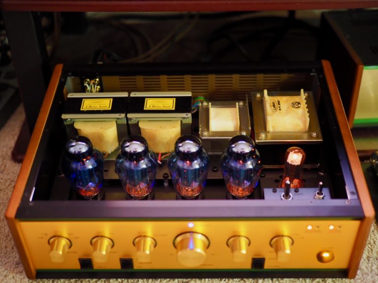 First Listen: The Sophia Electric Blue Glass KT88-ST in the Leben ...