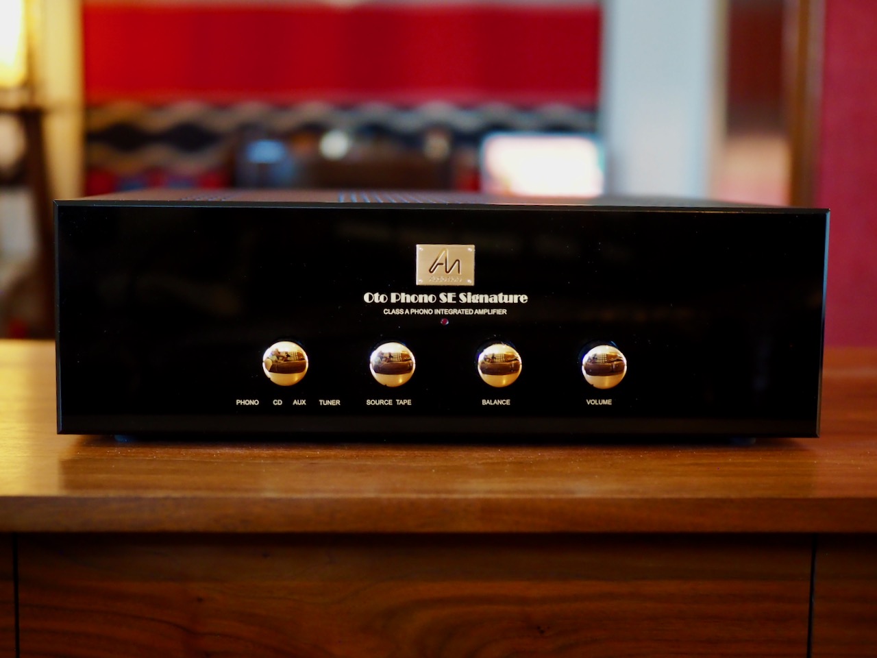 Sneak Peek: The Audio Note (UK) Oto Phono SE Signature Integrated ...