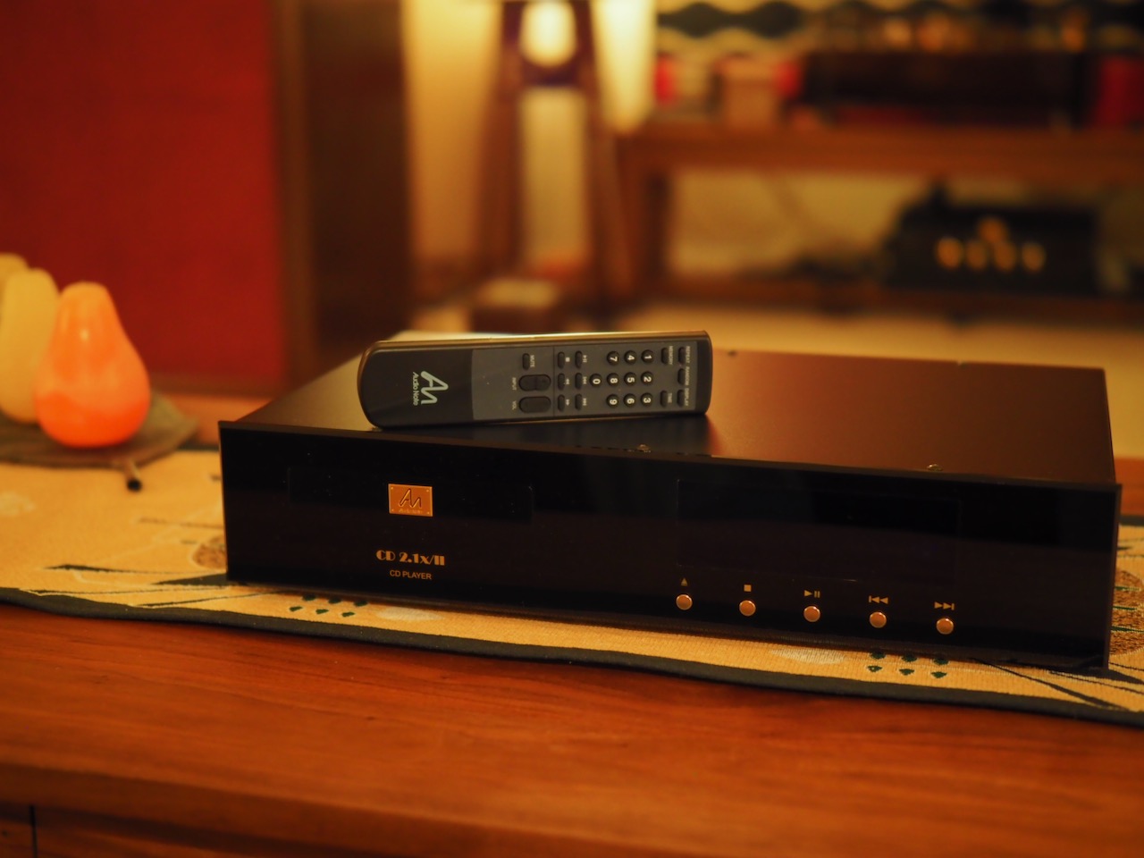 Sneak Peek: The Audio Note (UK) CD 2.1x/II Level Two Red Book CD Player ...