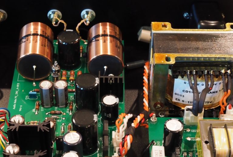 Sneak Peek: The Audio Note (UK) CD 2.1x/II Level Two Red Book CD Player ...