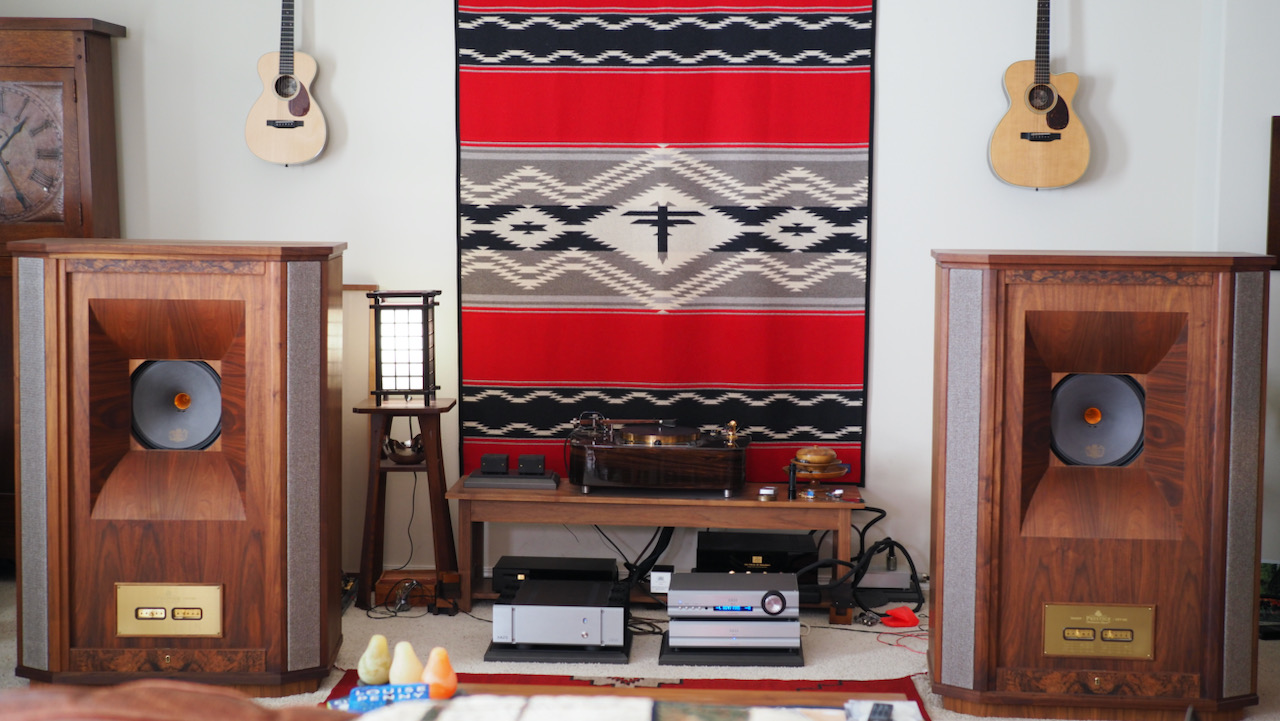 The First Watt SIT-3, the First Watt F8, the Pass Labs XA25 stereo ...